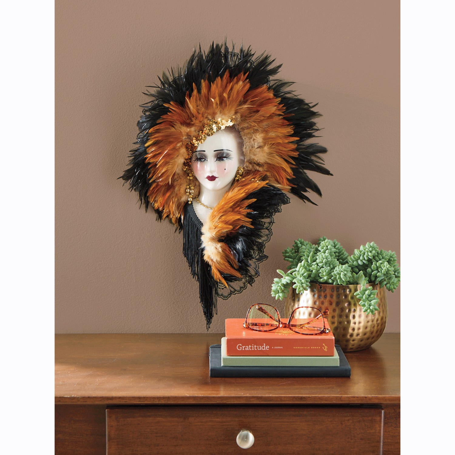 Golden Gabrielle Mask | Midnight Velvet