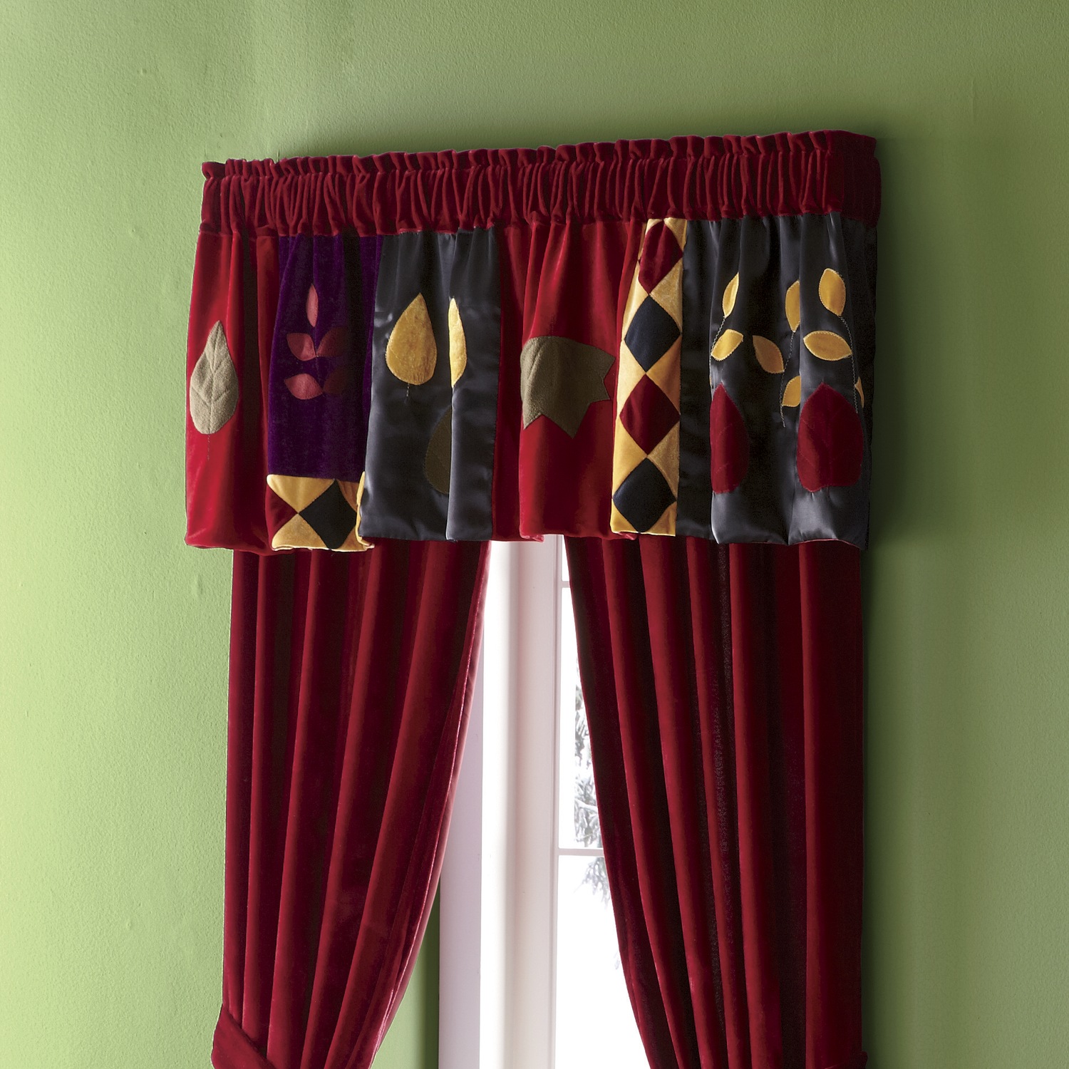 Velvet Dreams Valance | Midnight Velvet