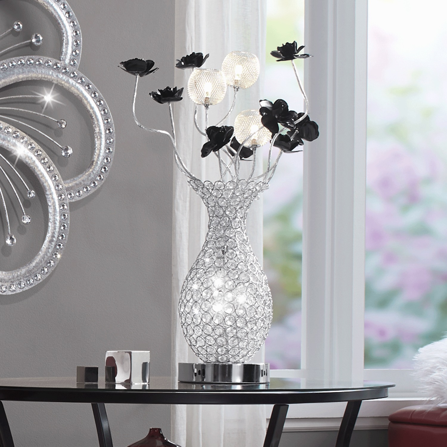 Wiry Floral Lamp | Midnight Velvet