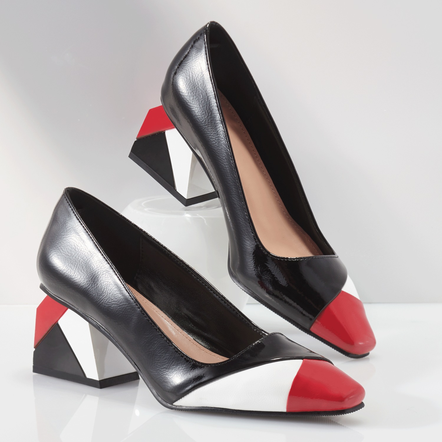 Ninety Union Sandy Pump | Midnight Velvet