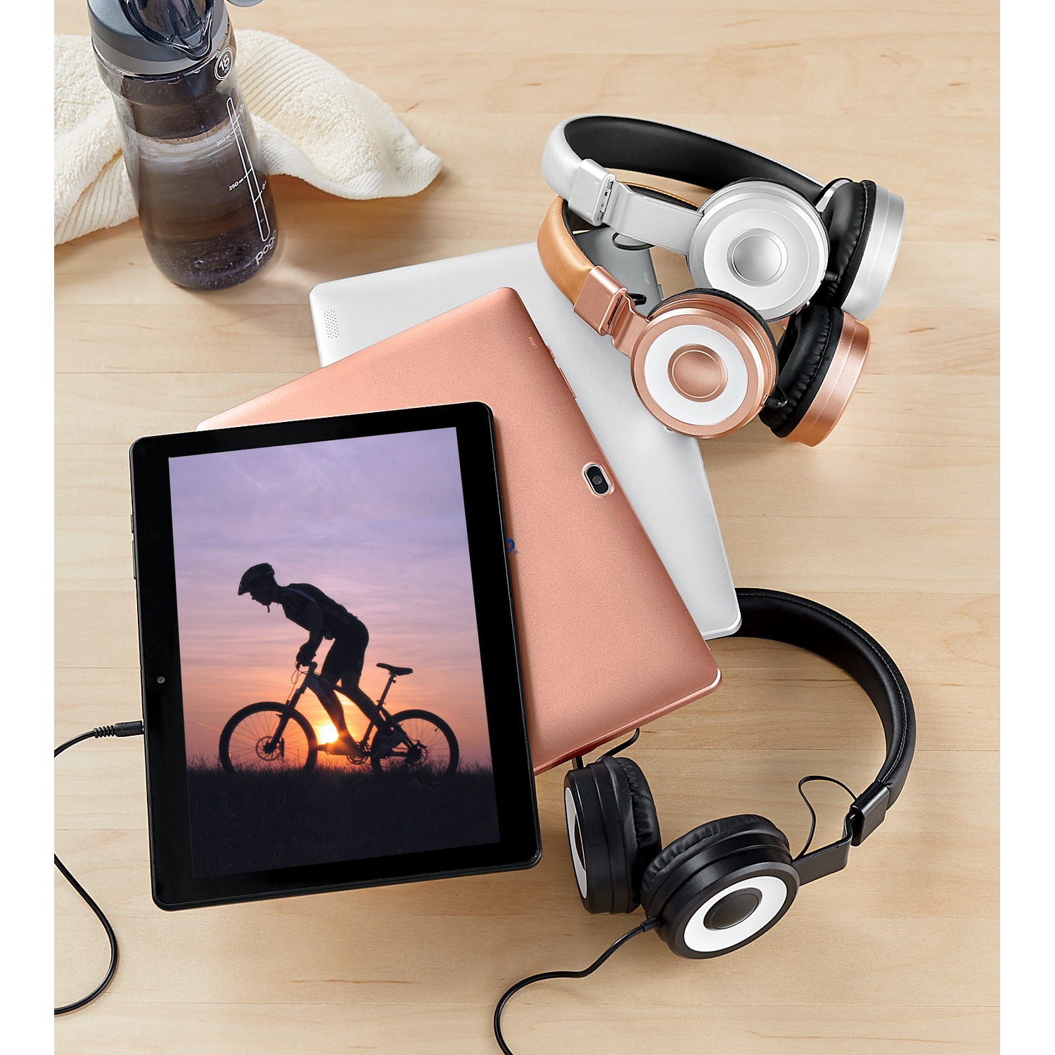 Naxa 7" Tablet with Keyboard and Headphones | Midnight Velvet