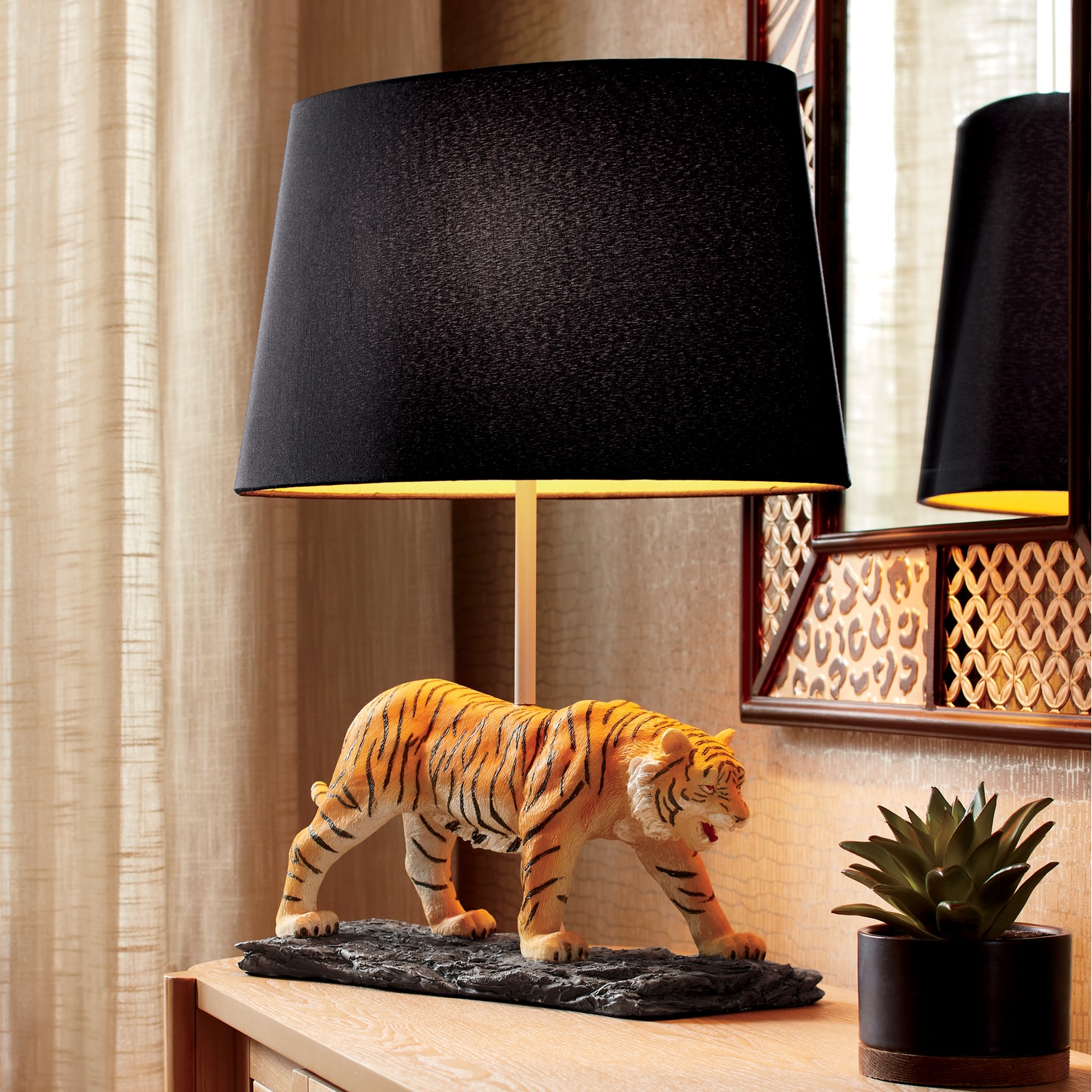Jungle Cat Lamp | Midnight Velvet